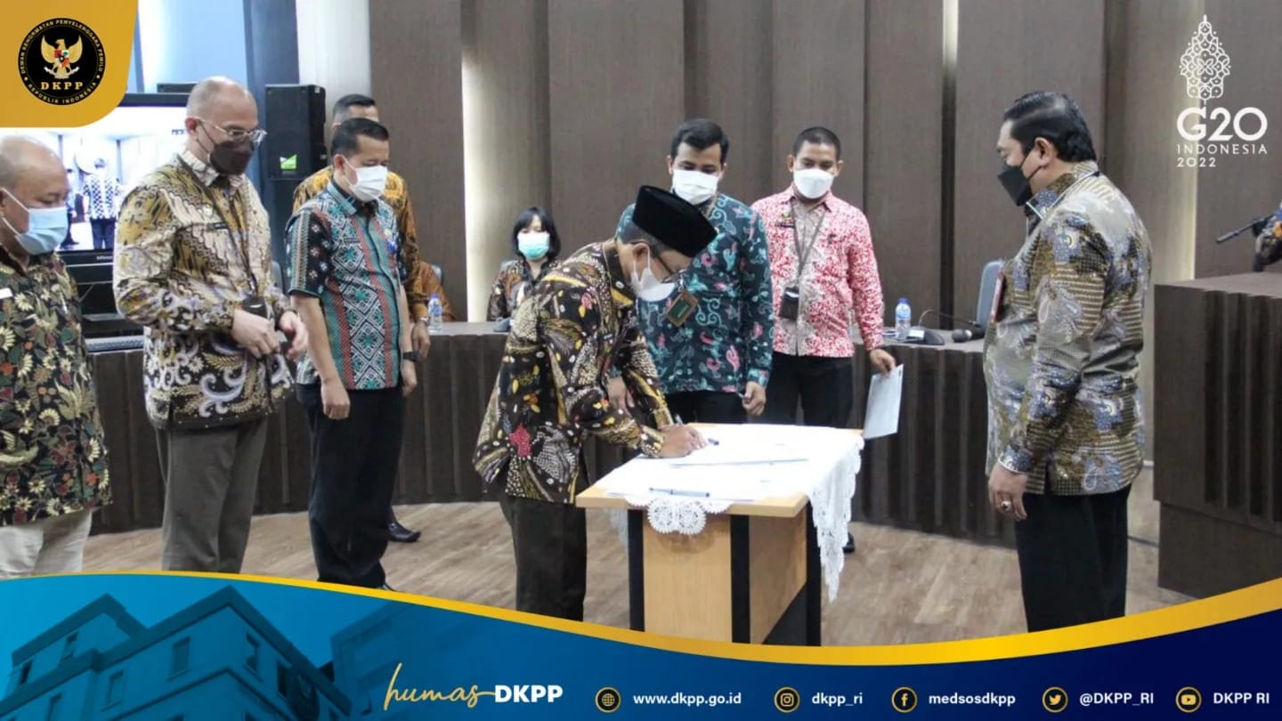 Ketua dan Anggota DKPP Berikan Arahan Kepada Struktural Baru ...